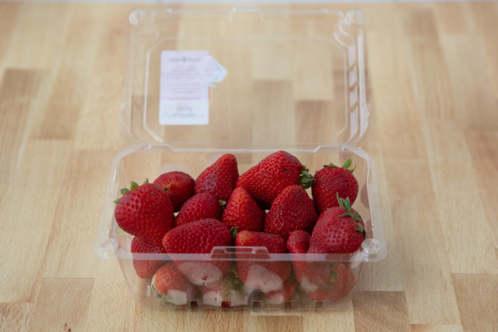 How to Tell If Strawberries Are Too Bad to Eat - Make Healthy Easy ...